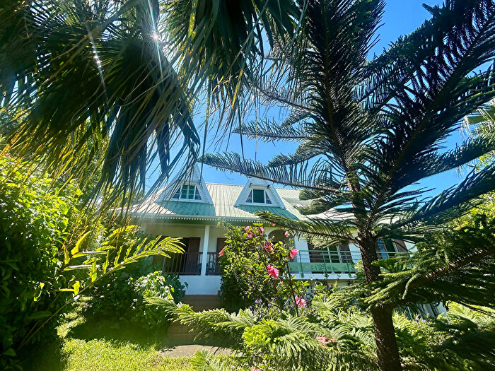 Maison à vendre - La Possession, Pichette, Plateau - 8 pièces - 6 chambres