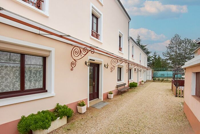 Maison 11 pièces à vendre à Croissy-sur-Seine