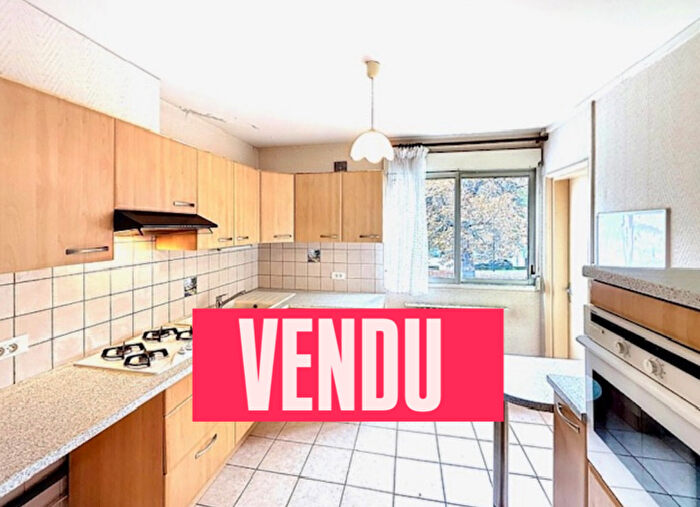 Appartement à vendre - Pamiers, Centre-ville, Mercadal, Villeneuve - 4 pièces - 3 chambres
