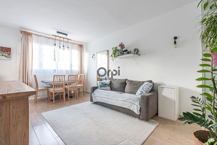 Appartement à vendre - Joinville-le-Pont, Paris - 3 pièces - 2 chambres