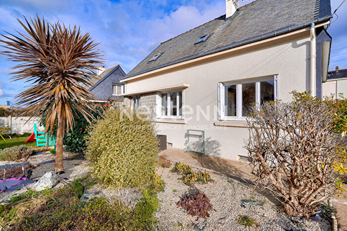 Maison à vendre - Guingamp - 4 pièces - 3 chambres