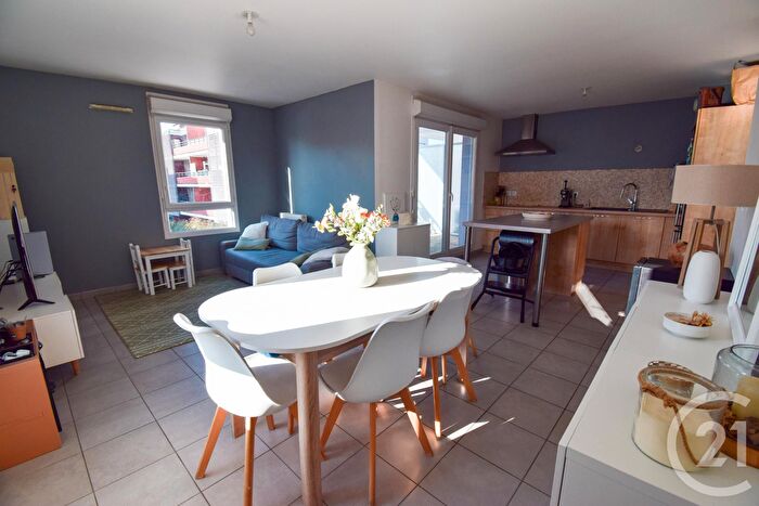 Appartement à vendre - Jassans-Riottier - 3 pièces - 2 chambres