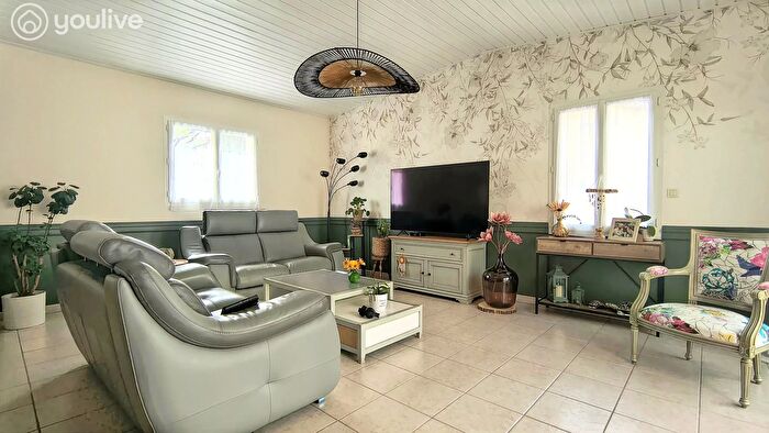 Saint-Christophe-du-Ligneron : Maison 5 pièces à vendre