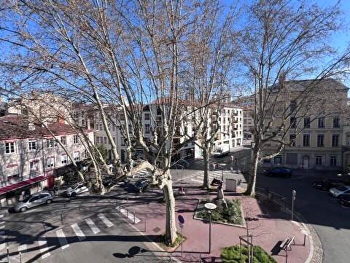 Appartement à louer - Valmy, Lyon ème arrondissement - 1 pièce - 1 chambre