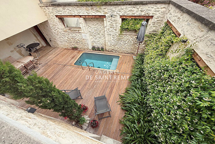 Maison à vendre - Saint-Rémy-de-Provence - 4 pièces - 3 chambres