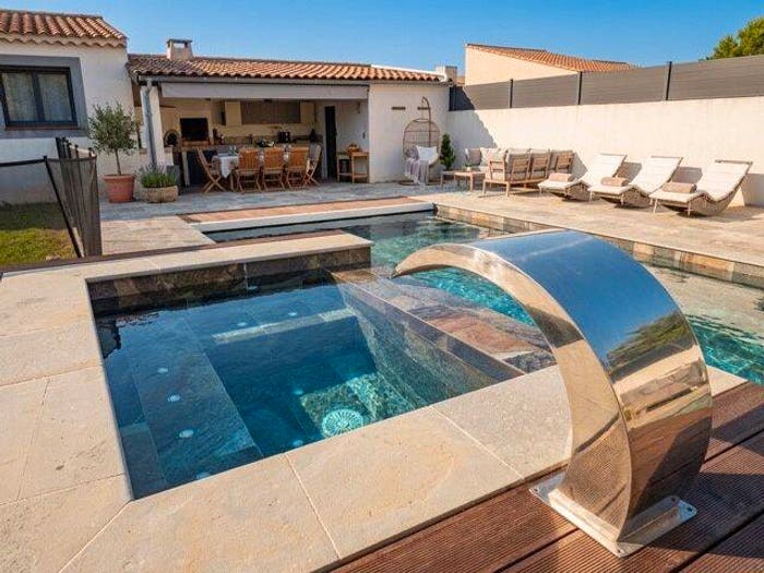 Maison 6 pièces à louer à Estrade-Aeroport-Les Beugons, Marignane
