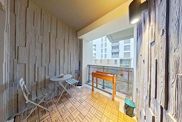 Appartement à louer - Bordeaux - 2 pièces - 1 chambre