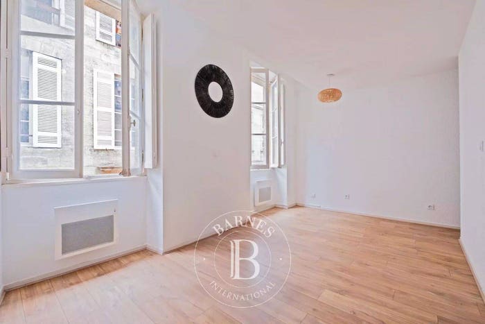Centre ville, Bordeaux : Appartement 1 pièce à louer
