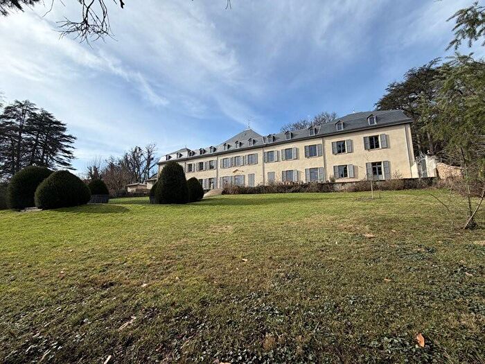 Appartement à louer - Charbonnières-les-Bains - 2 pièces - 1 chambre