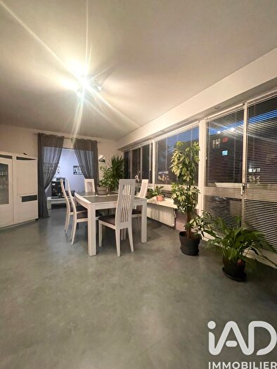 Appartement à vendre - Les Ulis, Nord, Centre-Est - 5 pièces - 3 chambres