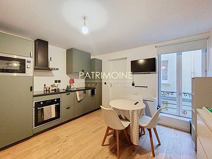 Appartement à louer - Les Parterres, Saint-Germain-en-Laye - 1 pièce