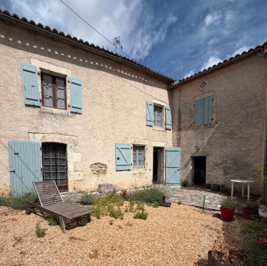 Maison 7 pièces à vendre à Vouzan