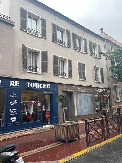 Appartement à louer - Nord Residentiel, Enghien-les-Bains - 3 pièces - 2 chambres