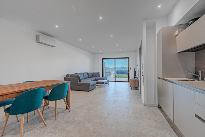 Appartement à vendre - Grosseto-Prugna - 3 pièces - 2 chambres