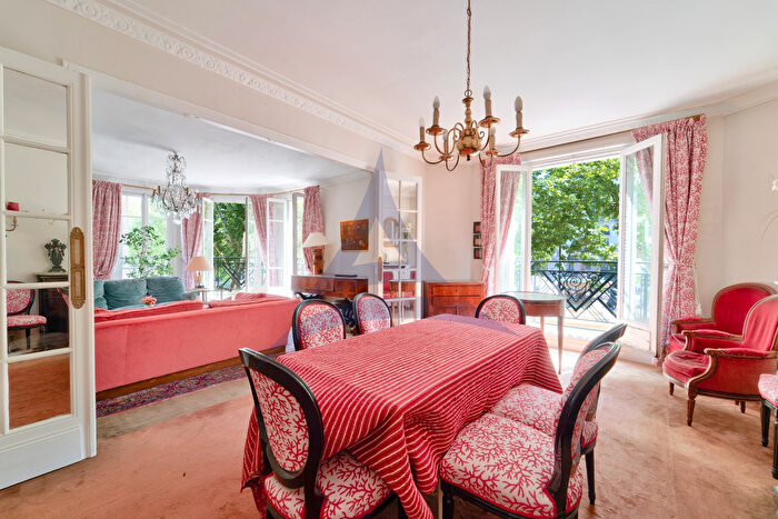 Appartement à vendre - Paris e , Bel-Air, Sud - 5 pièces - 3 chambres