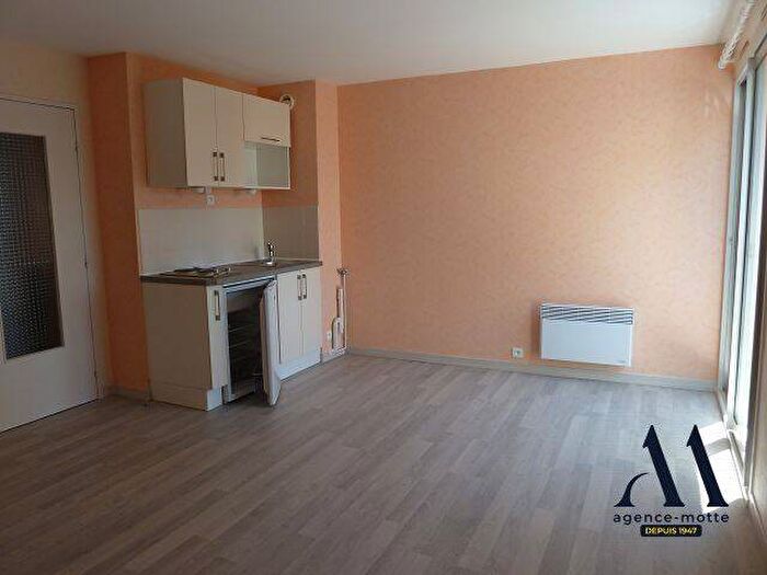 Rabelais-Tonnellé, Tours - Appartement 1 pièce à louer