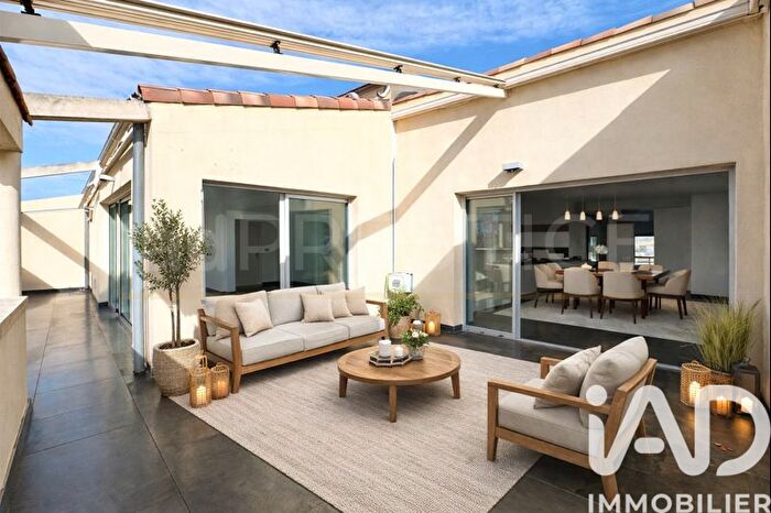 Appartement à vendre - Nîmes, Carmes - 6 pièces - 3 chambres