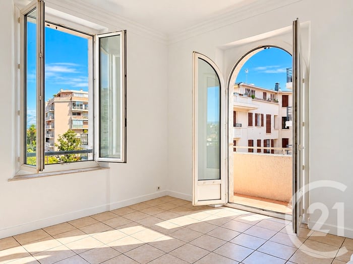 Appartement 2 pièces à Antibes, Juan-les-Pins, Le Cap, à vendre