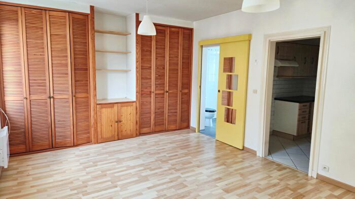 Appartement 1 pièce à vendre à Sotteville-lès-Rouen, Centre-ville, Marcel Lods, Victor Hugo