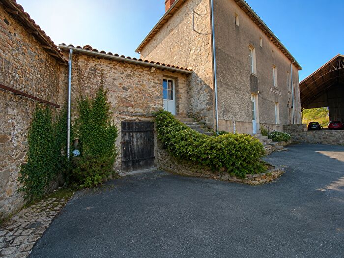 Maison 6 pièces à vendre à Montfaucon-Montigné