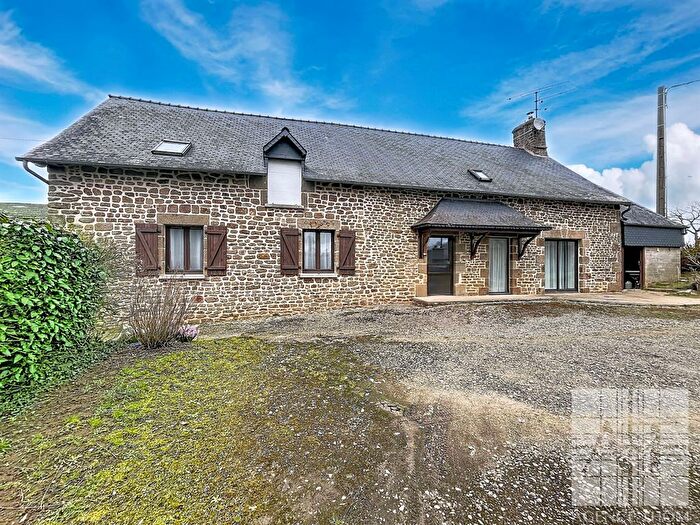 Maison à vendre - Saint-Denis-de-Gastines - 7 pièces - 4 chambres