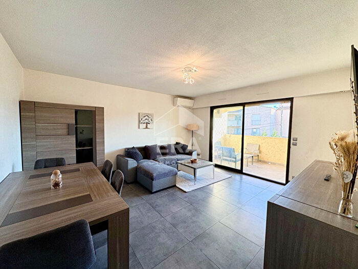 Appartement à louer - Pégomas - 2 pièces - 1 chambre