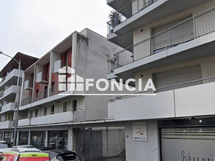 Appartement à louer - École Paul Bert-Lycée Bernard Palissy, Agen - 2 pièces - 1 chambre