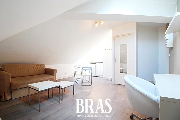 Appartement 1 pièce à Nantes, Centre-ville, à louer