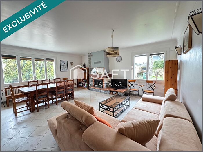 Maison à vendre - Castelnau-sur-lAuvignon - 12 pièces - 8 chambres