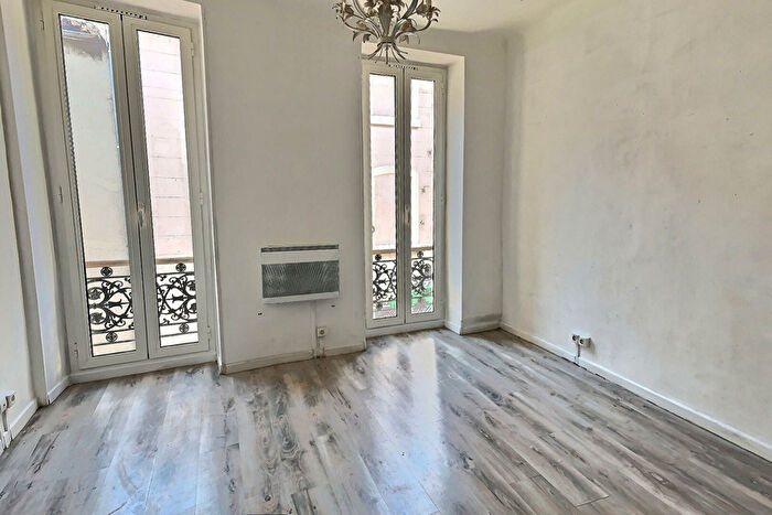 Appartement à vendre - Marseille e , Cours julien, Notre-Dame-des-Monts - 2 pièces - 1 chambre