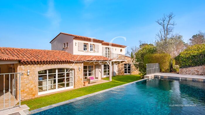 Maison à vendre - Tourrettes - 5 pièces - 2 chambres