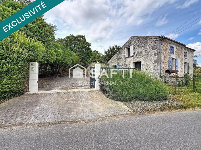 Maison 6 pièces à Châteauneuf-sur-Charente, à vendre