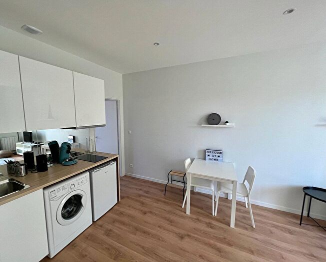 Clément, Villeurbanne : Appartement 2 pièces à louer