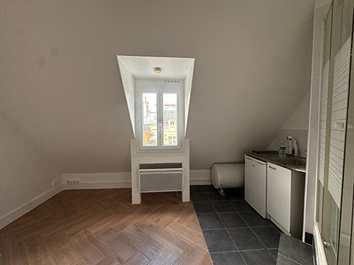 Appartement 1 pièce à Paris 9ème, Clichy, Trinité, à vendre