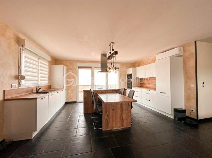 Maison à vendre - Elvange - 4 pièces - 3 chambres