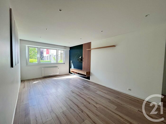 Bischheim, Gare, Mairie, Ecrivains - Appartement 3 pièces à louer