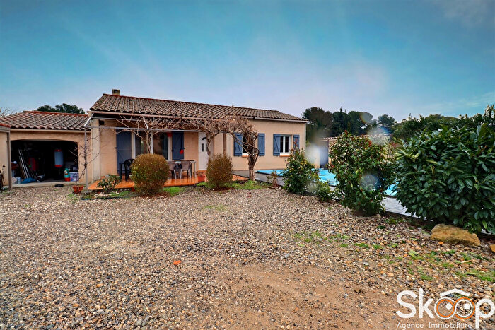 Maison à vendre - Lamanon - 5 pièces - 3 chambres