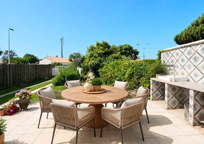 Vaux-sur-Mer : Maison 3 pièces à vendre