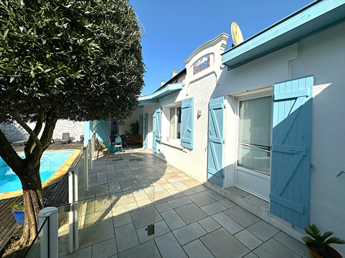 Maison à vendre - Arcachon, Saint-Ferdinand - 4 pièces - 3 chambres