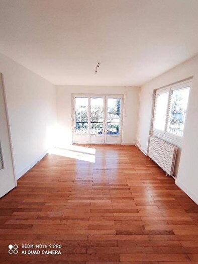 Appartement à louer - Bourg-en-Bresse - 3 pièces - 2 chambres