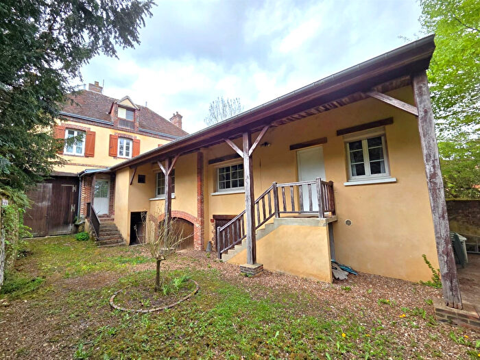 Maison à vendre - Maillebois - 7 pièces - 3 chambres