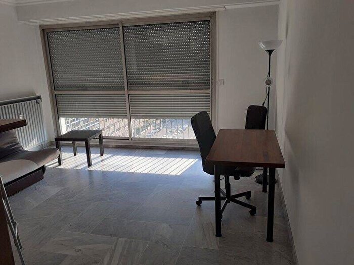 Appartement à louer - Marseille ème arrondissement - 1 pièce