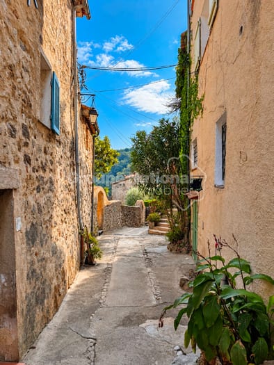 Auribeau-sur-Siagne : Appartement 1 pièce à vendre