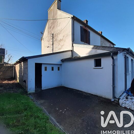 Maison à vendre - Carhaix-Plouguer - 4 pièces - 3 chambres