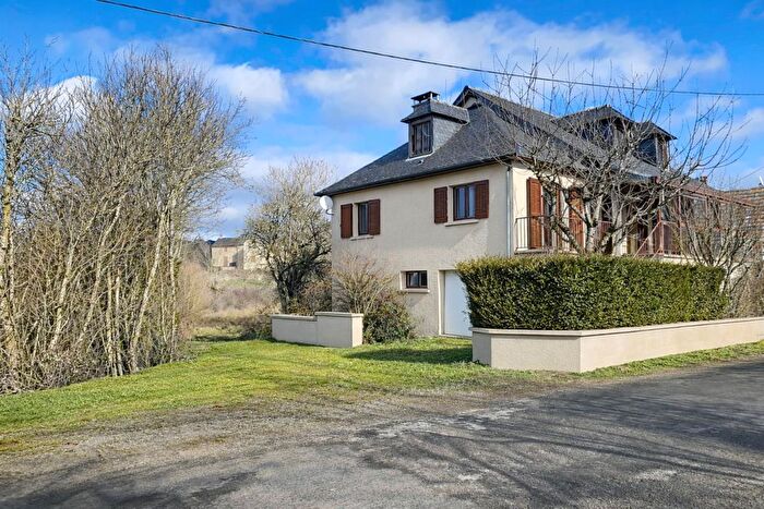 Maison à vendre - Saint-Martin-de-Lenne - 6 pièces - 5 chambres