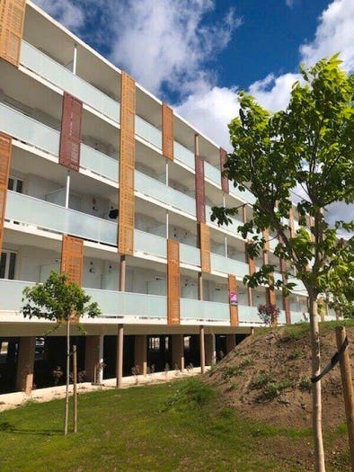 Casernes, Nîmes : Appartement 3 pièces à louer