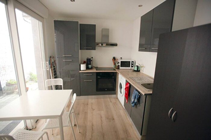 Appartement à louer - Vauban Esquermes, Lille - 3 pièces - 2 chambres