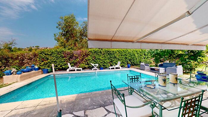 Maison à vendre - Villeneuve-Loubet, Les Hauts de Vaugrenier, Les Maurettes, Vaugrenier - 4 pièces - 3 chambres