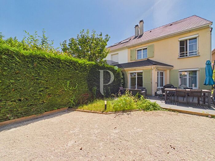 Maison 7 pièces à Wissous, à vendre