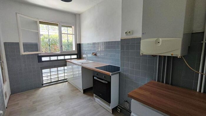 Appartement à louer - Perpignan, Les Remparts - 2 pièces - 1 chambre